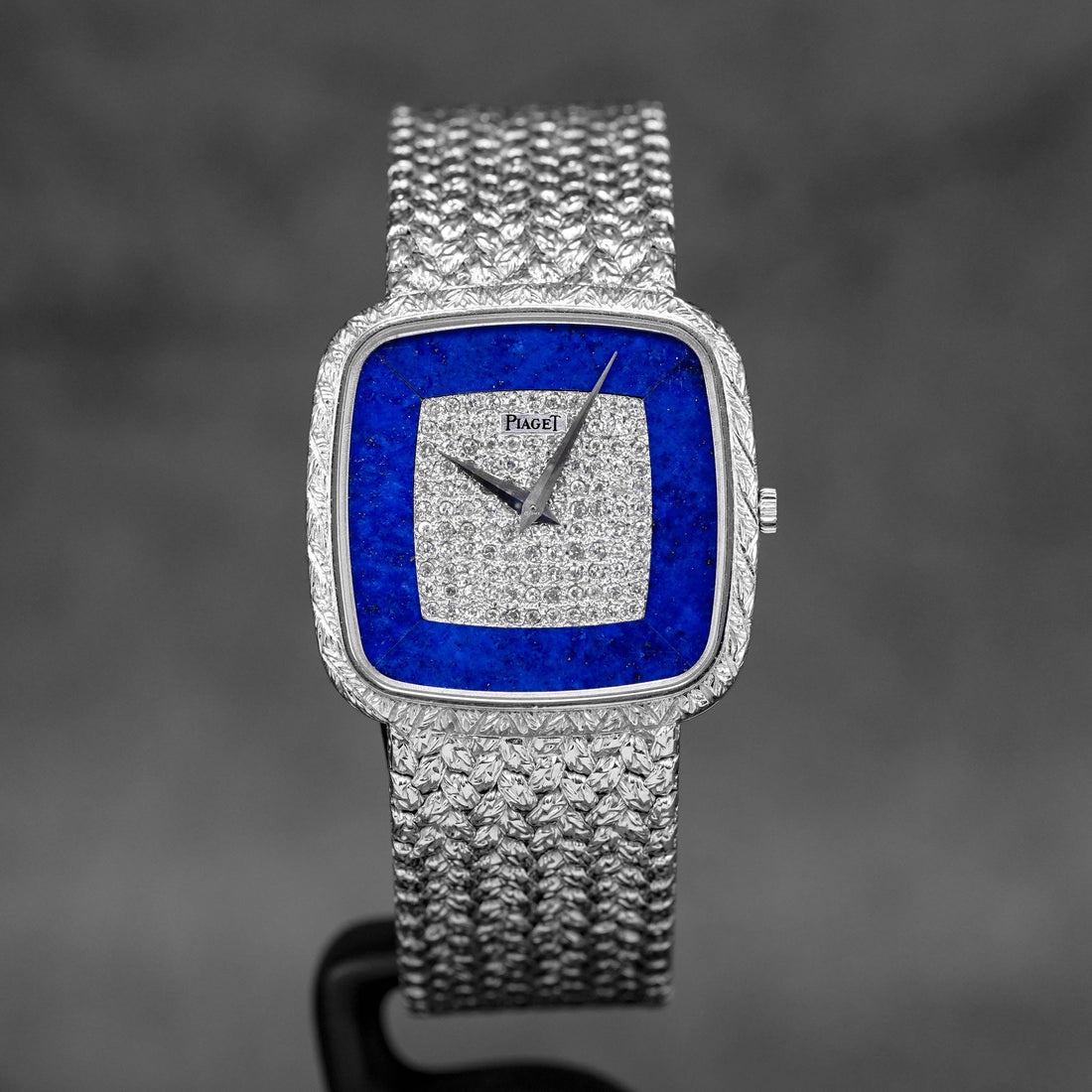 PIAGET VINTAGE WHITEGOLD BLUE ONYX PAVE DIAMOND DIAL (WATCH ONLY) – ONELUXE